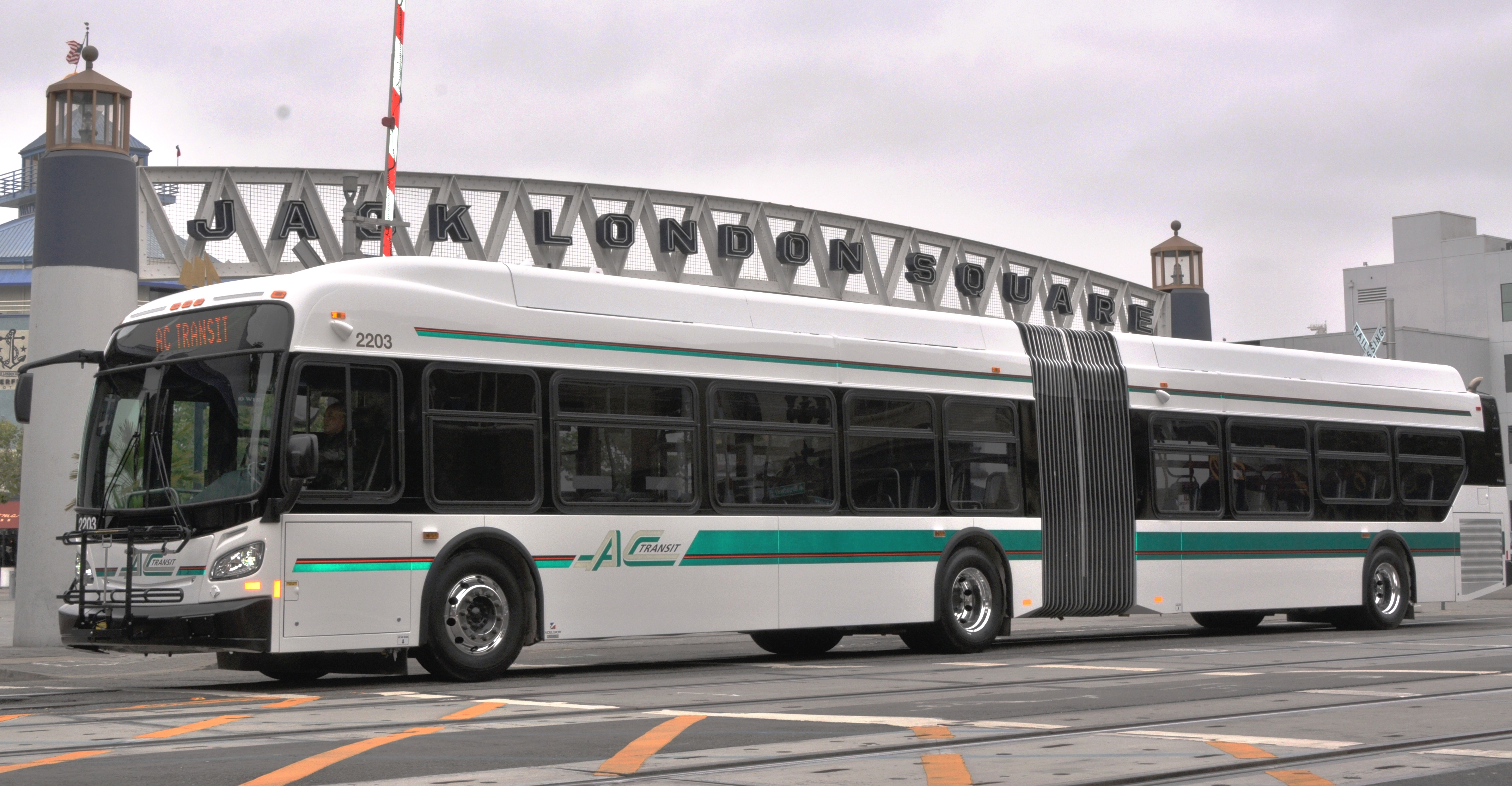 New Flyer bus image | AC Transit